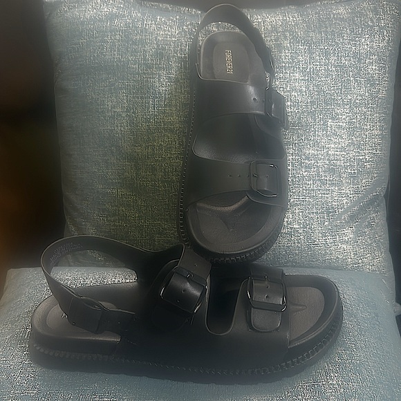 Forever 21 | Shoes | Forever 2 Sandals | Poshmark